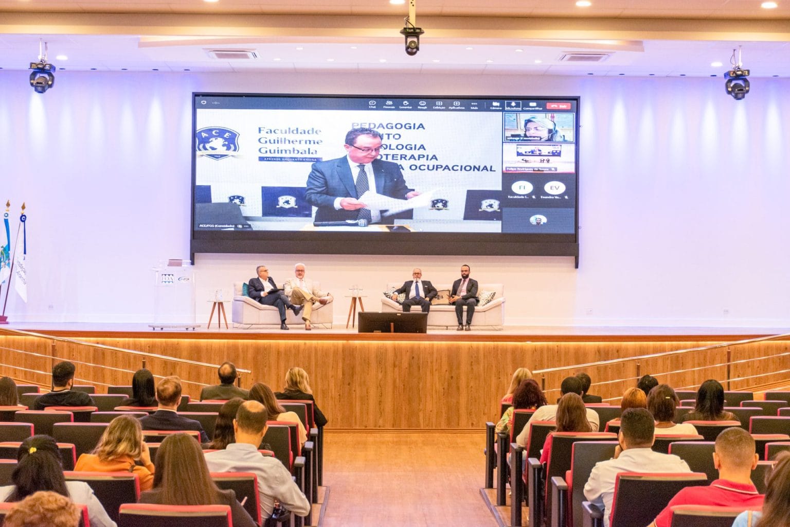 UniFOA sedia evento em comemoração aos 80 anos da CLT no Brasil - UniFOA